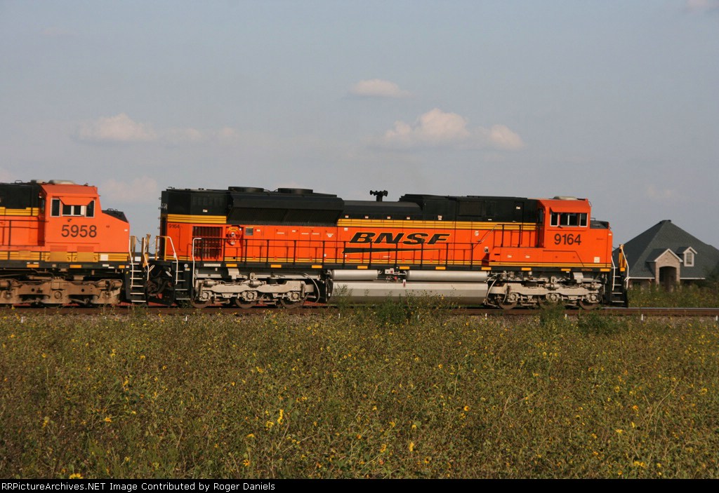 BNSF 9164